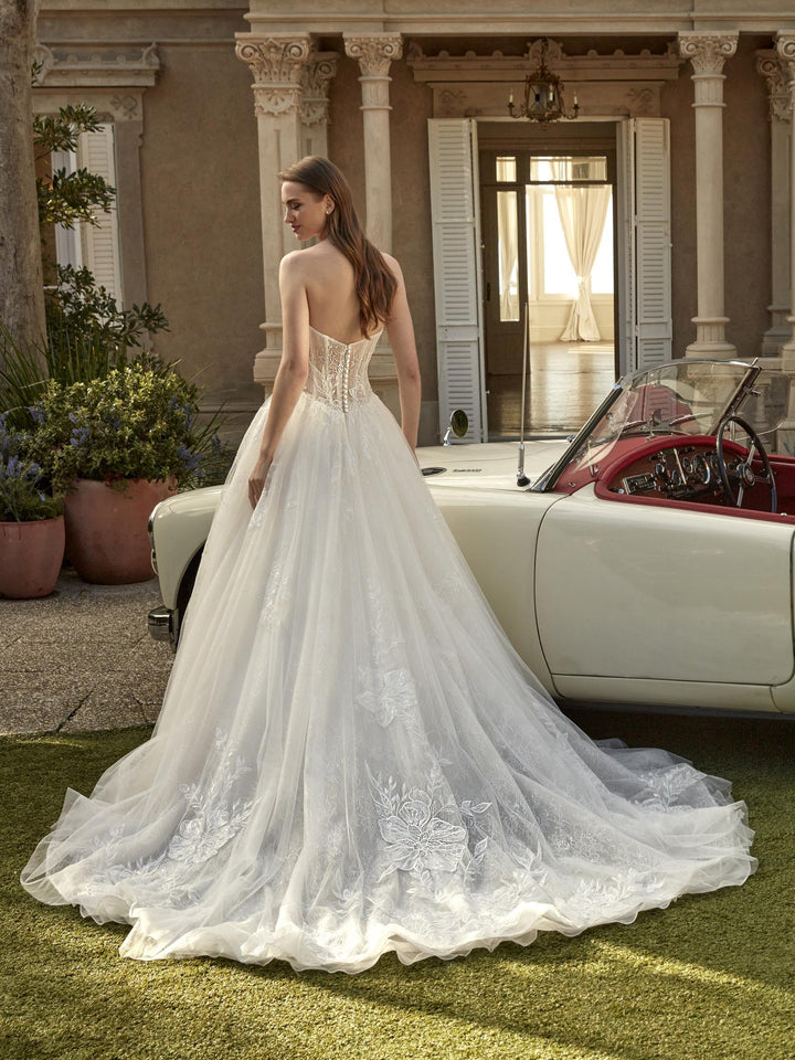 Bridal Shop In Brooklyn, New York | Krismil Bridal